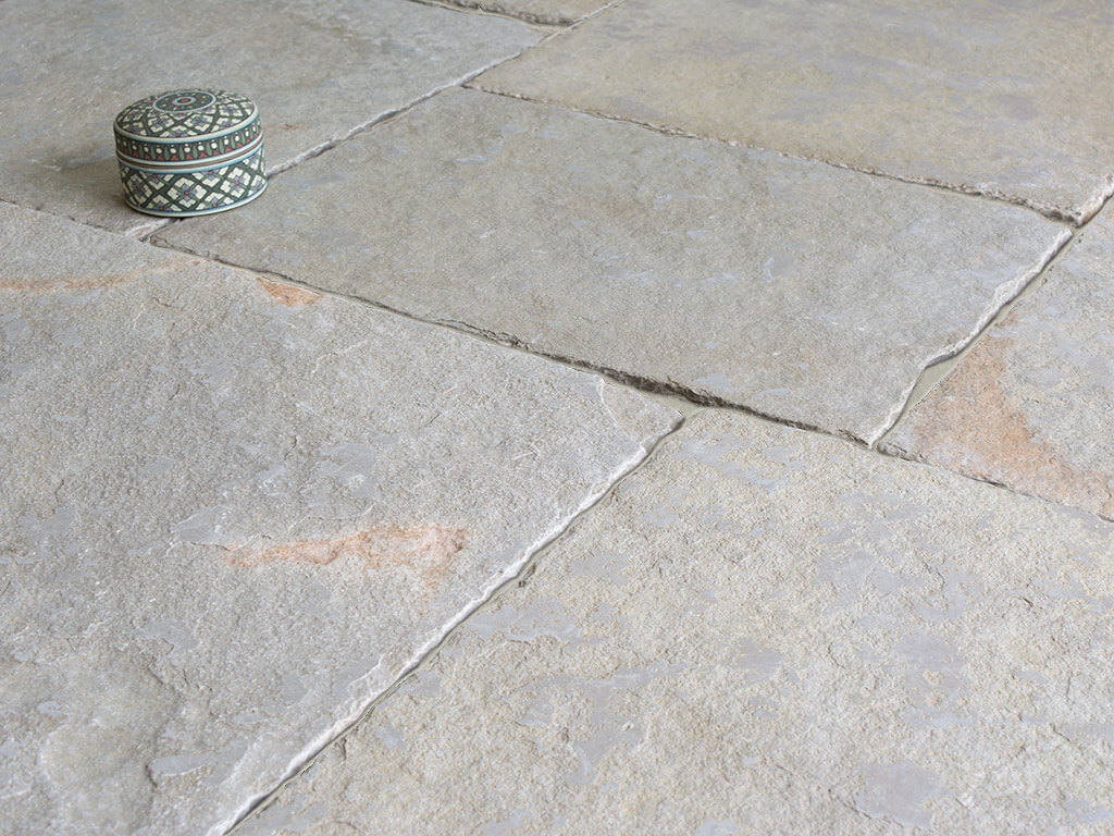 Vaux Limestone - Distressed - Tumbled | Travertine Store