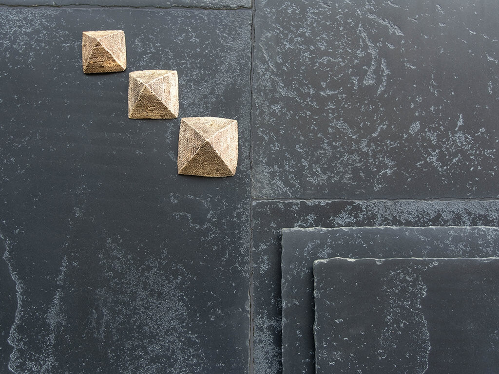 Normandy Black Limestone - Rustic